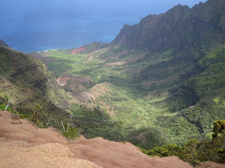Favorite Destinations/Kauai, Hawaii/22 Kalalau Valley seen from Pu'u o ...